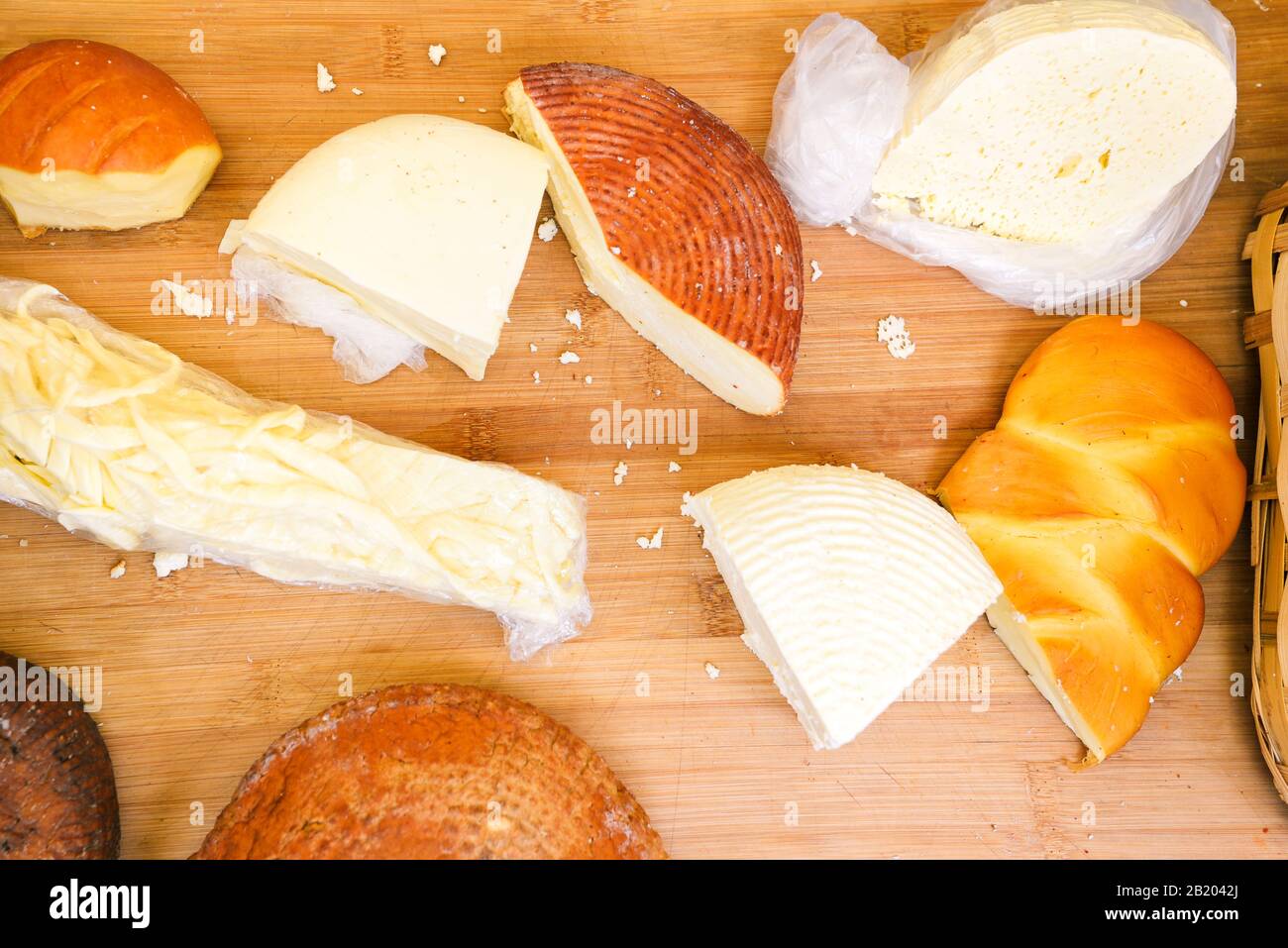 Cheddar cheese varieties hi-res stock photography and images - Alamy