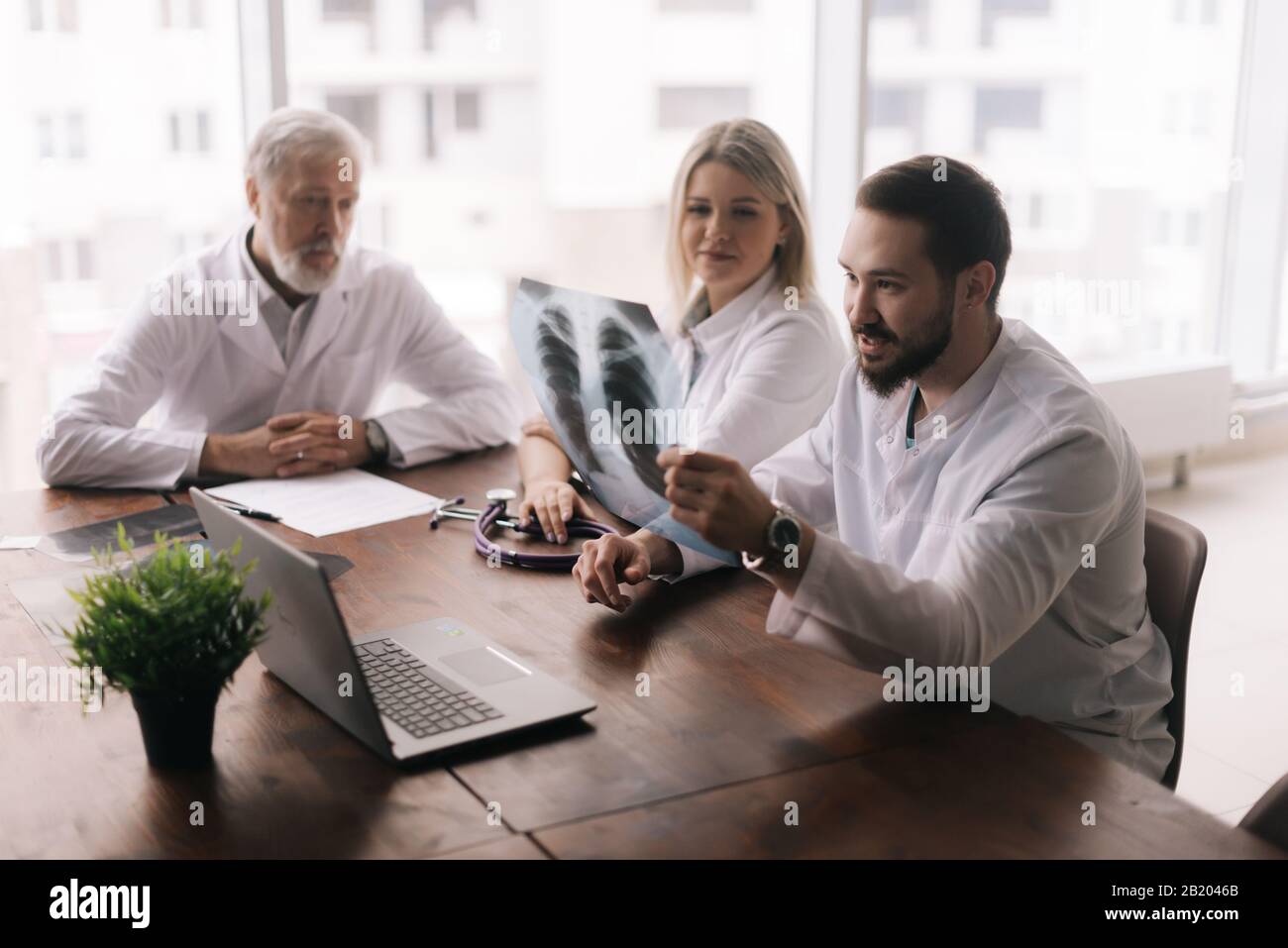 Medical specialists hi-res stock photography and images - Alamy