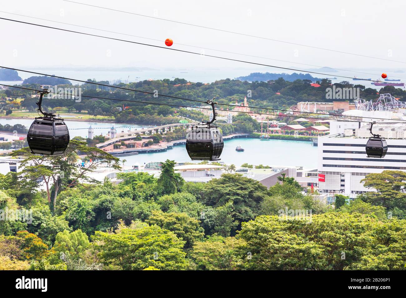 Cable car operating between Sentosa Island and Faber Peak on Mount ...