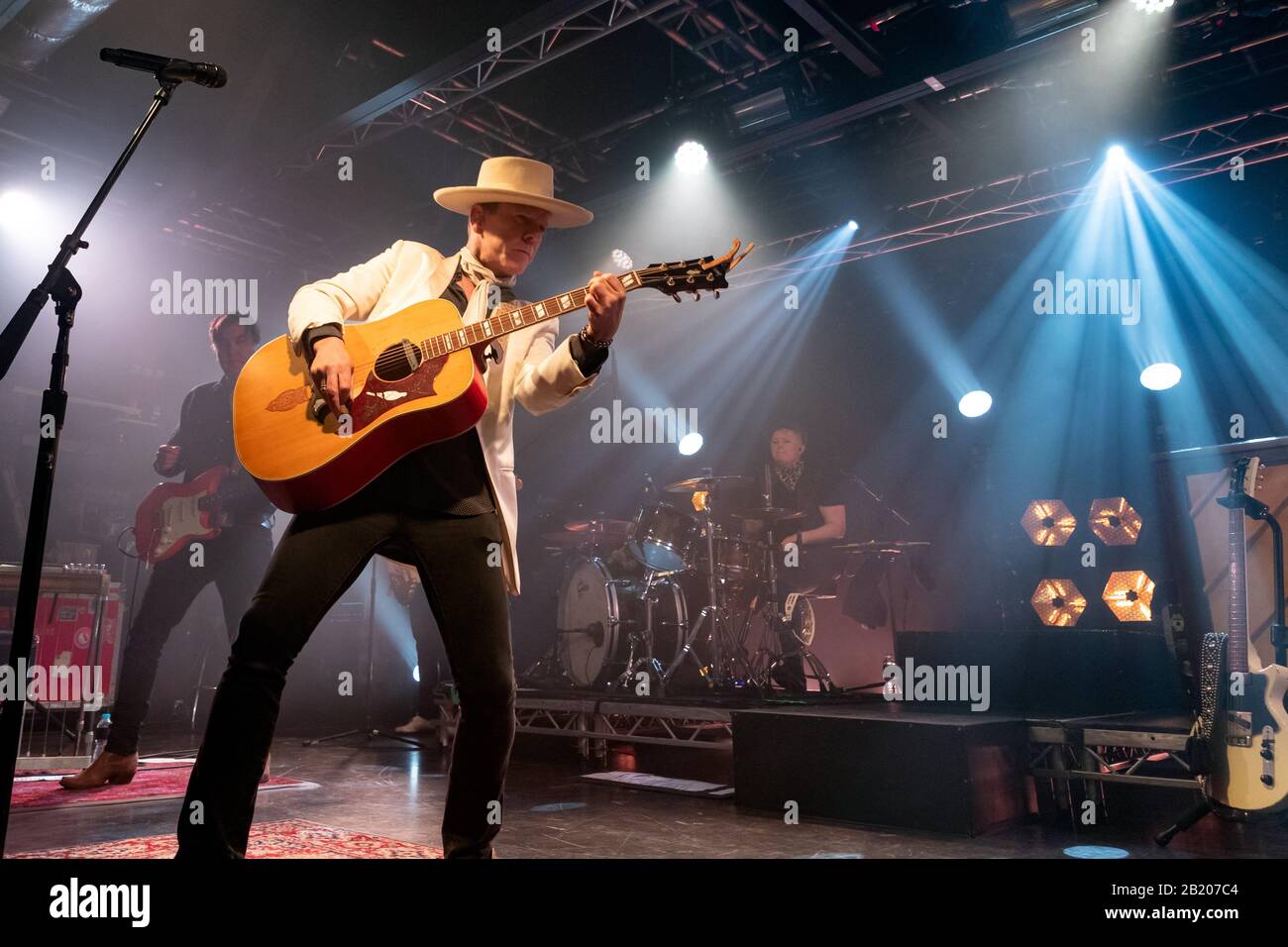 February 27, 2020: Hollywood actor / musician Kiefer Sutherland and ...