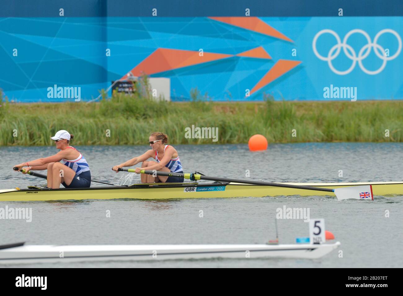 Womens pairs gold medalist helen glover and heathe hi-res stock ...