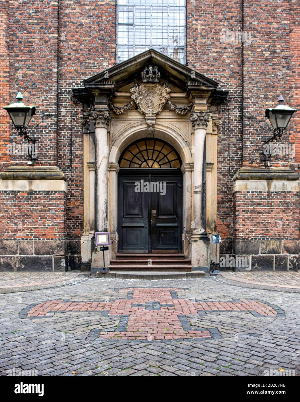 Seventeeth century church hi-res stock photography and images - Alamy