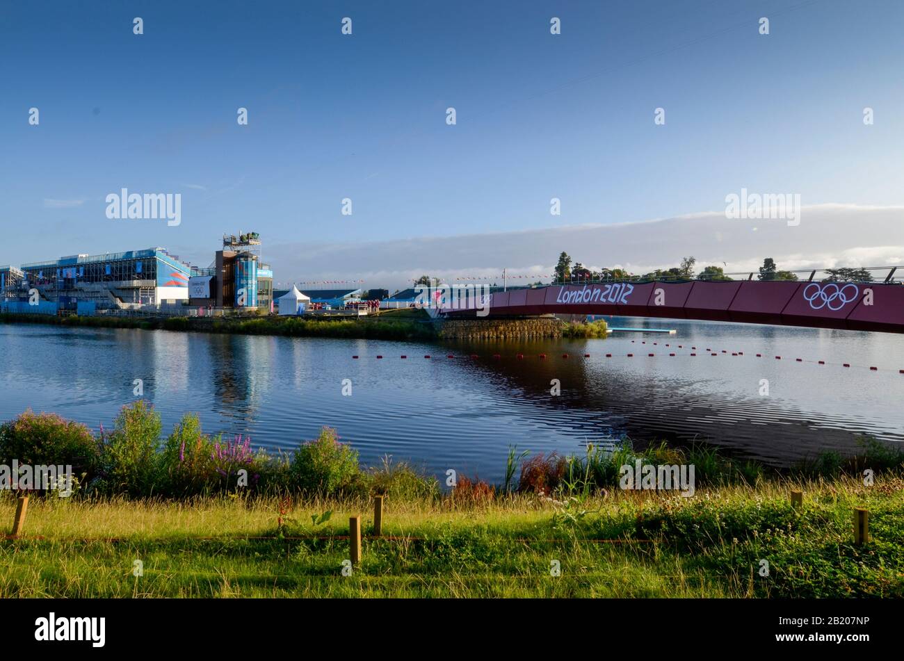 02 description hi-res stock photography and images - Alamy