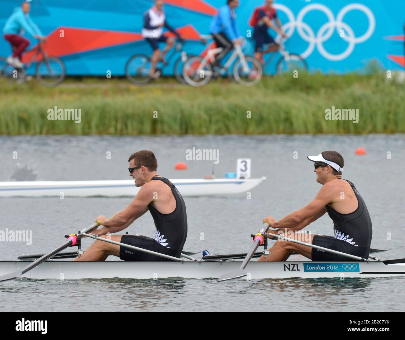 28 thursday 02 08 201 hi-res stock photography and images - Alamy