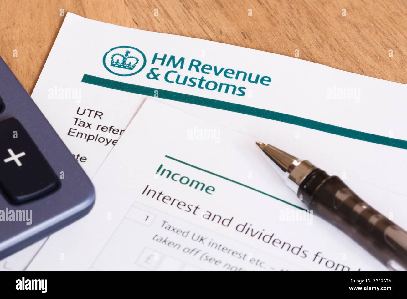 Hmrc form uk 2012 calculator hi-res stock photography and images - Alamy