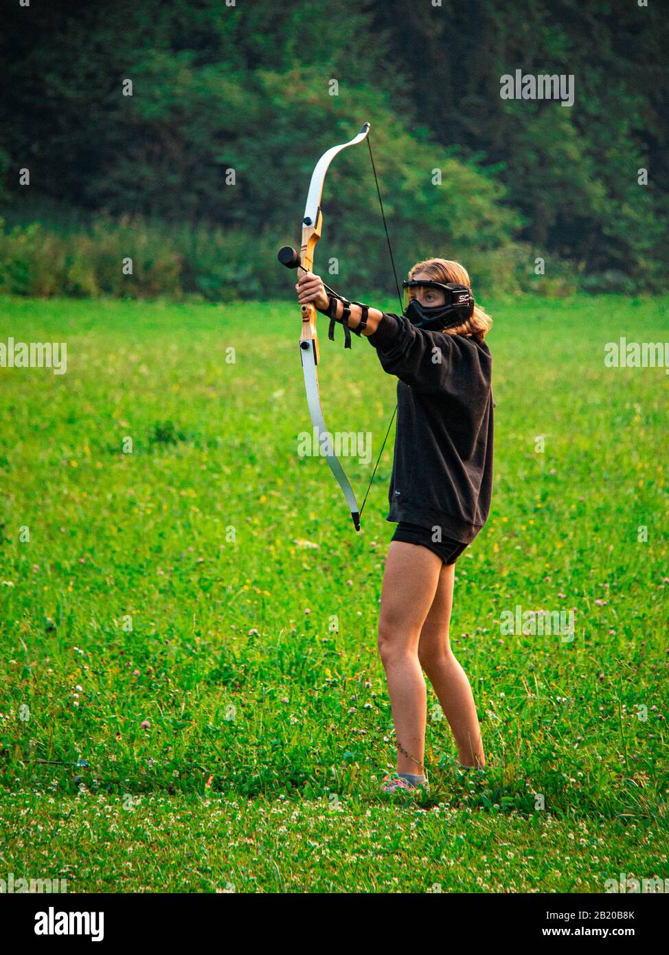 Young Girl Archery High Resolution Stock Photography and Images - Alamy
