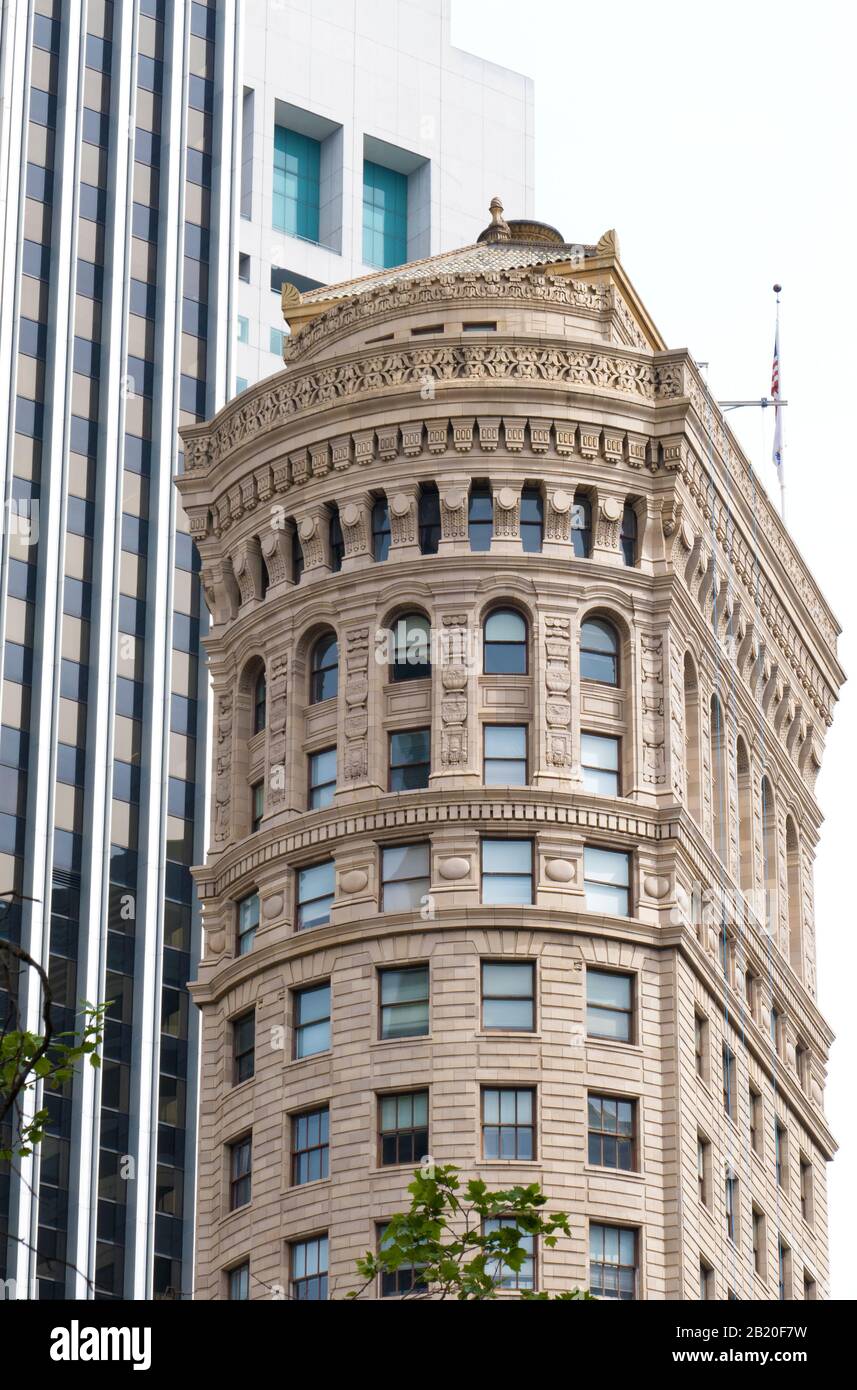The Hobart Building in the fincial district of San Francisco, United ...