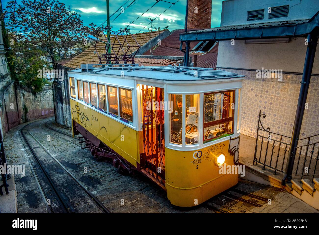Seilbahn standseilbahn hi-res stock photography and images - Alamy