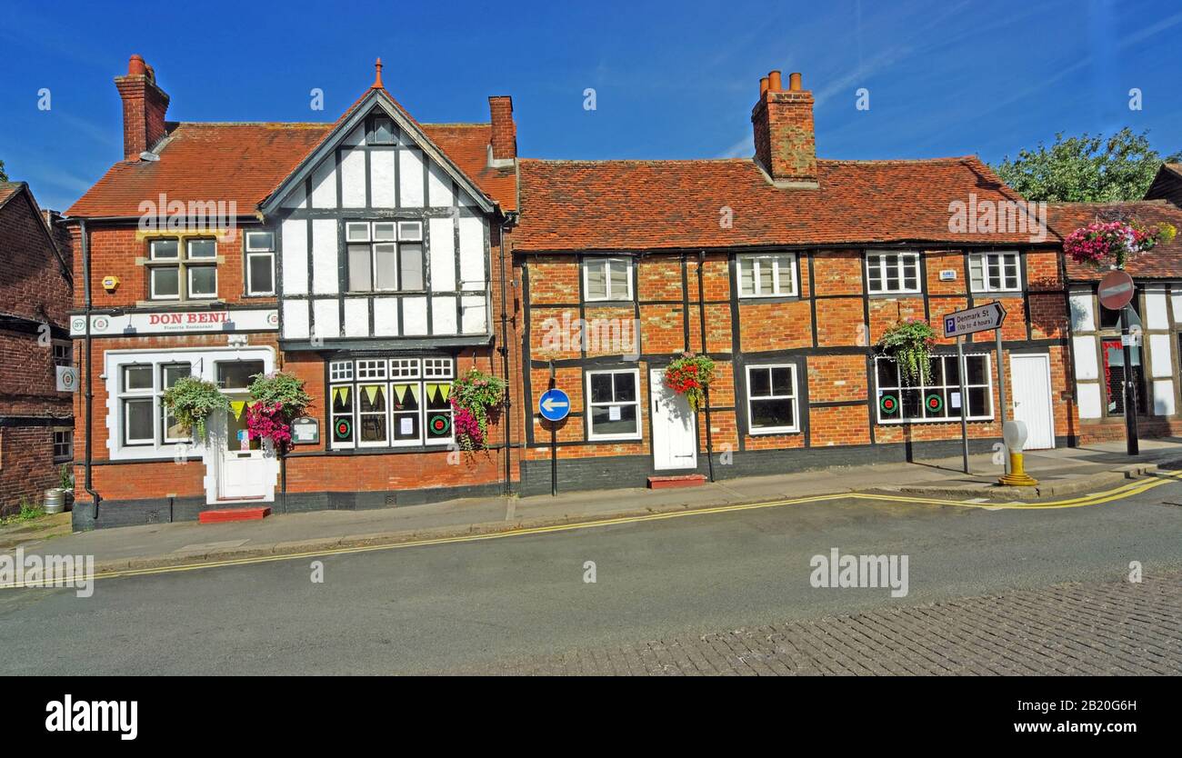 Wokingham historical hi-res stock photography and images - Alamy