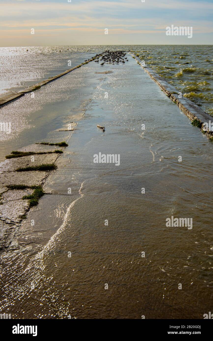 Causeway lagoon hi-res stock photography and images - Alamy