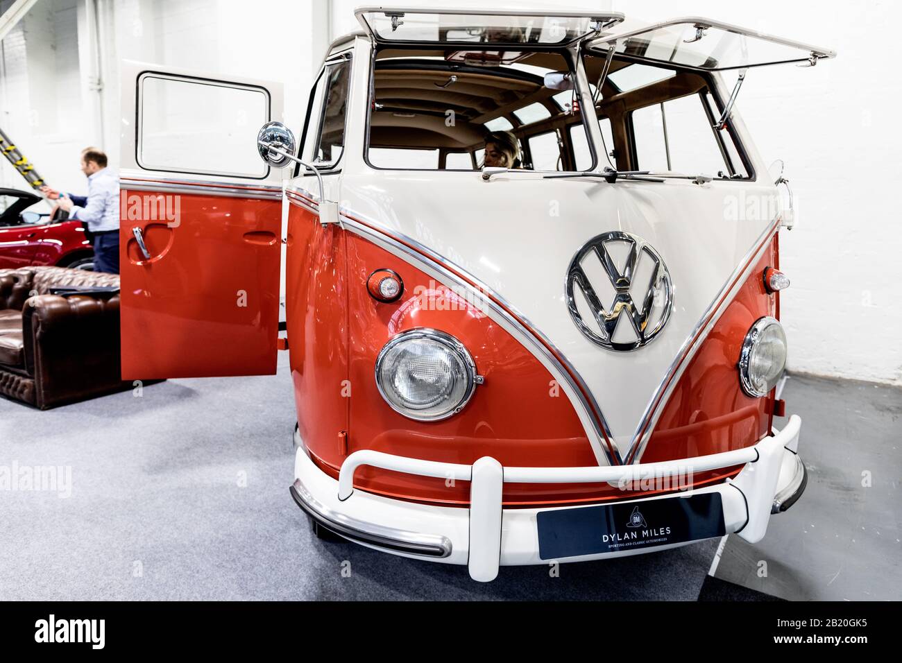 Vw split screen camper van hi-res stock photography and images - Alamy