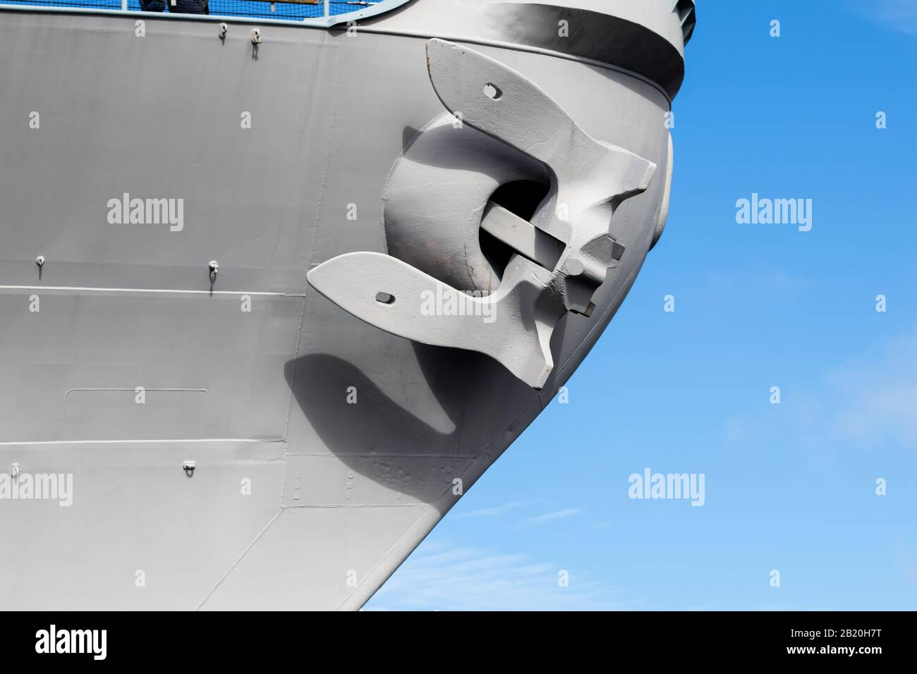 Naval ship anchor hi-res stock photography and images - Alamy