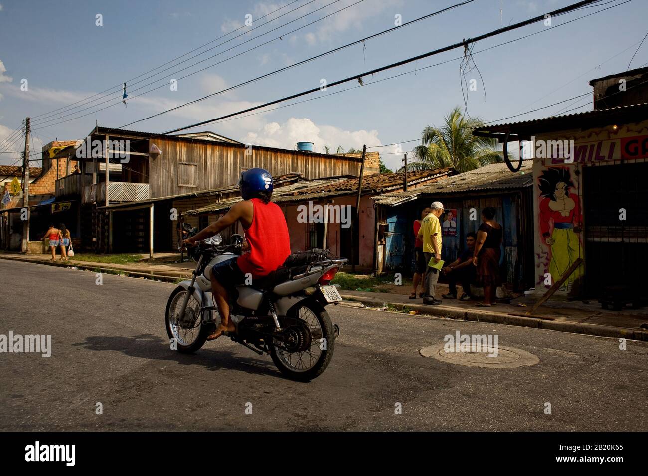 Collapse means of transport hi-res stock photography and images - Alamy