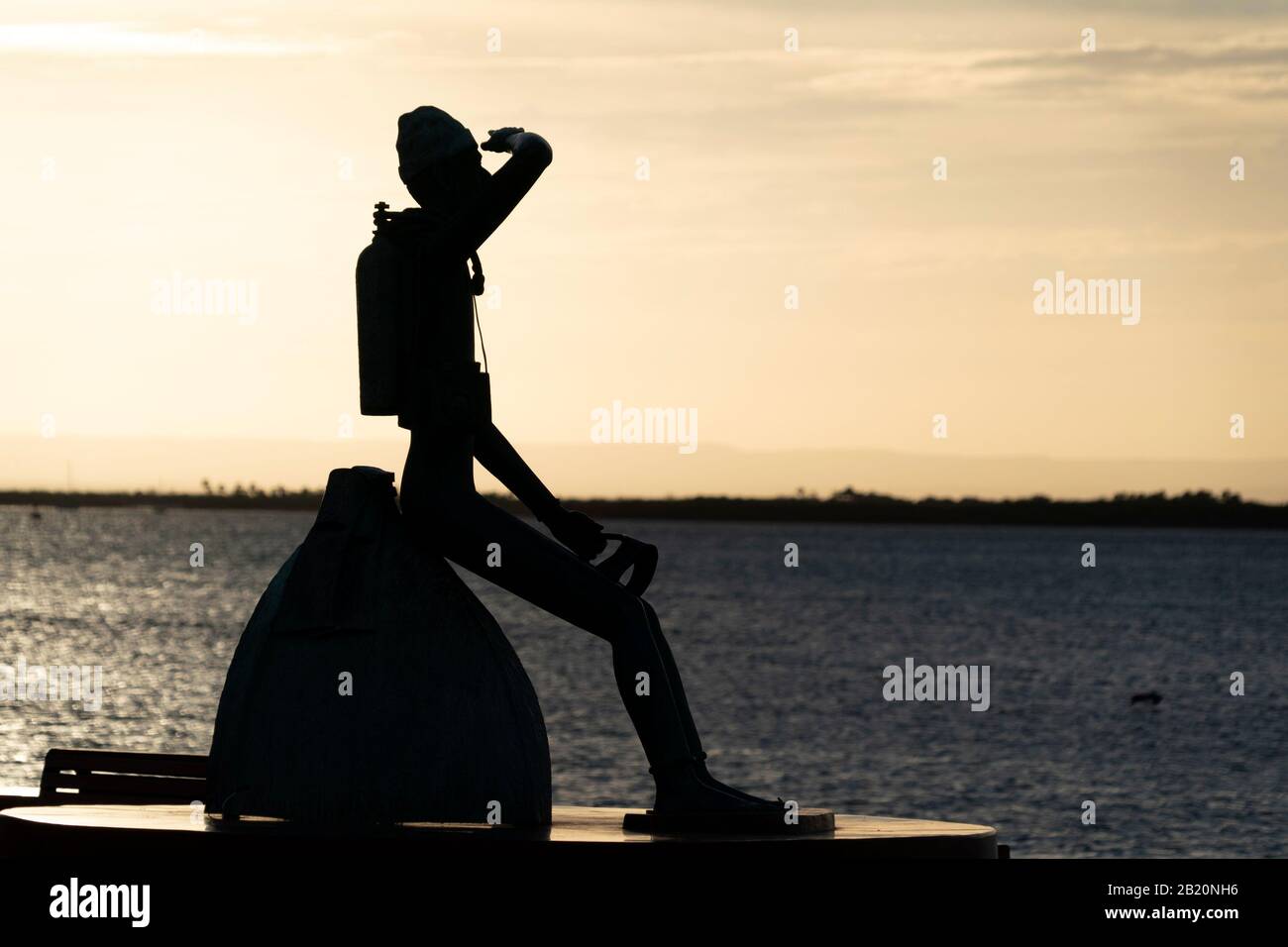 Calypso cousteau hi-res stock photography and images - Alamy