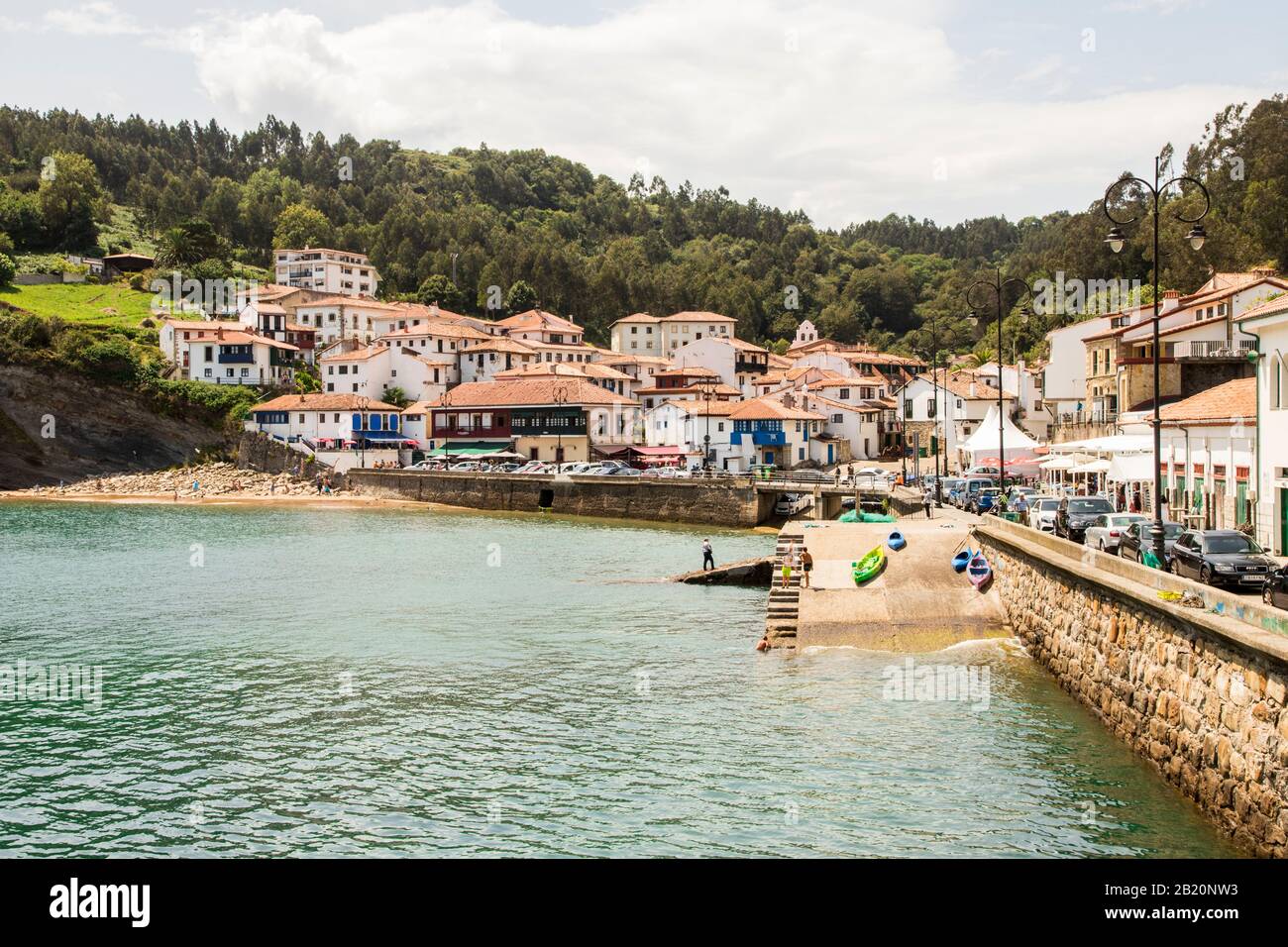 Tazones spain hi-res stock photography and images - Alamy