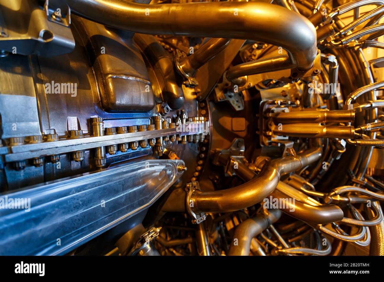 Gas turbine engine of feed gas compressor located inside pressurized ... Gas turbine engine of feed gas compressor located inside pressurized ...