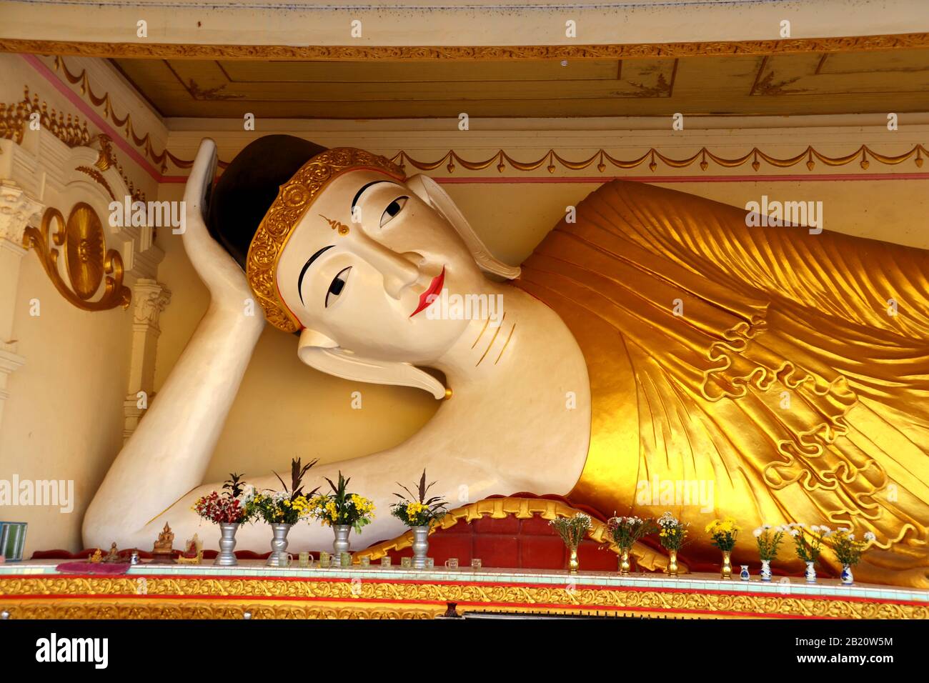 The buddha ye buddha hi-res stock photography and images - Alamy