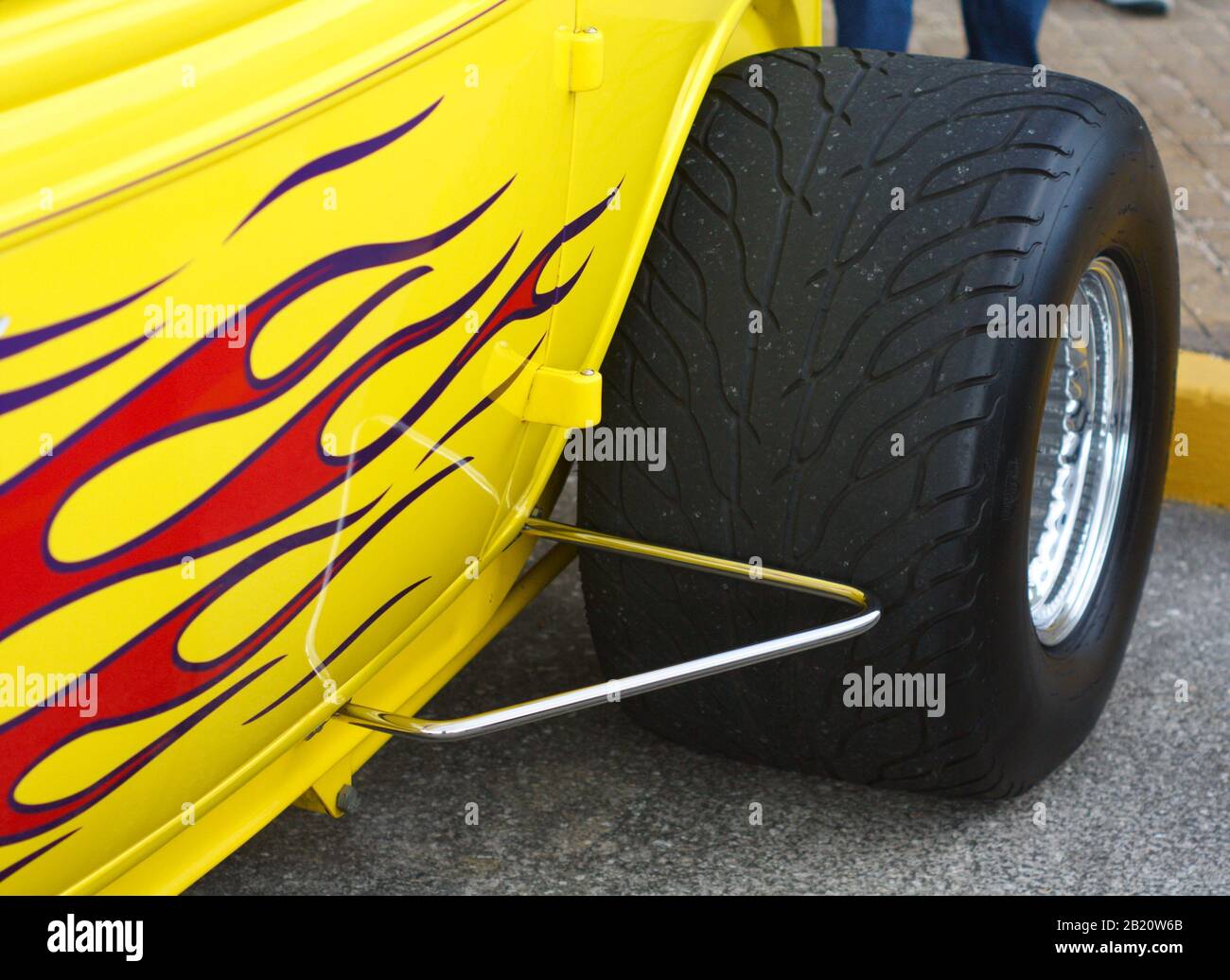 Hot rod flames hi-res stock photography and images - Alamy