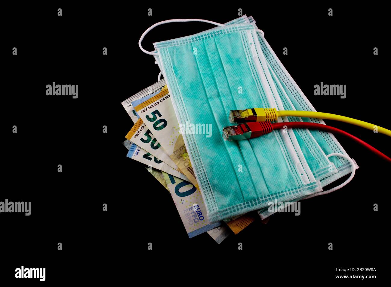 Internet safety hi-res stock photography and images - Alamy