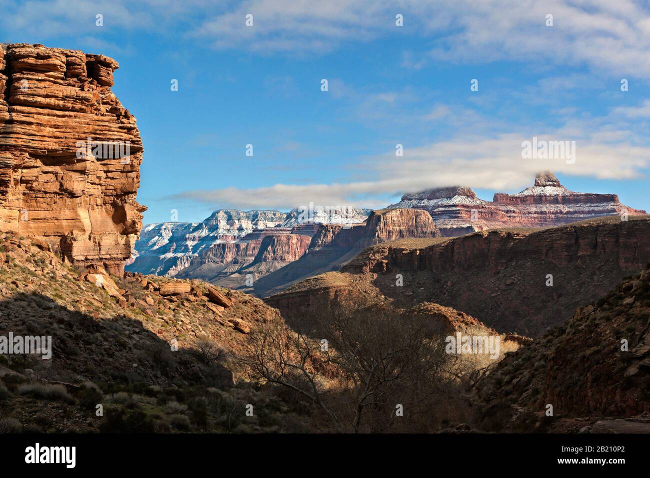 Summit of the bright angel trail hi-res stock photography and images ...