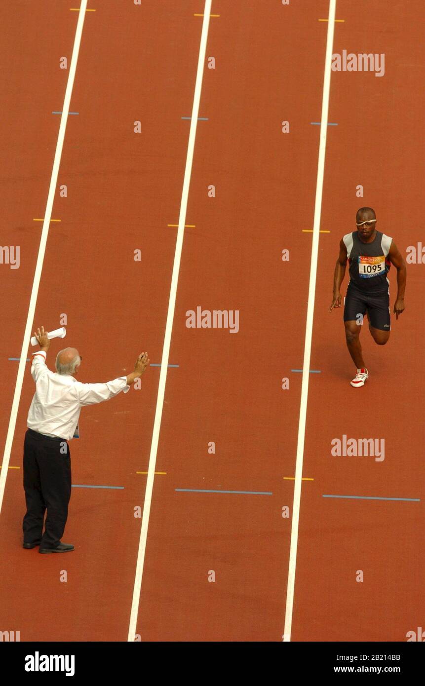 Blind track athlete hi-res stock photography and images - Alamy