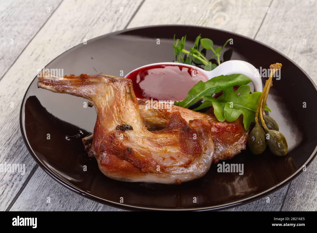 Food roasted rabbit legs hi-res stock photography and images - Alamy