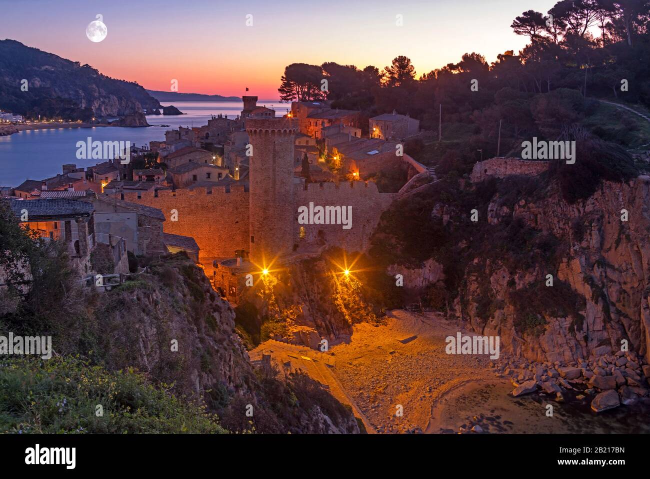 CASTLE OLD TOWN CALA ES CODOLAR BEACH TOSSA DE MAR COSTA BRAVA ...