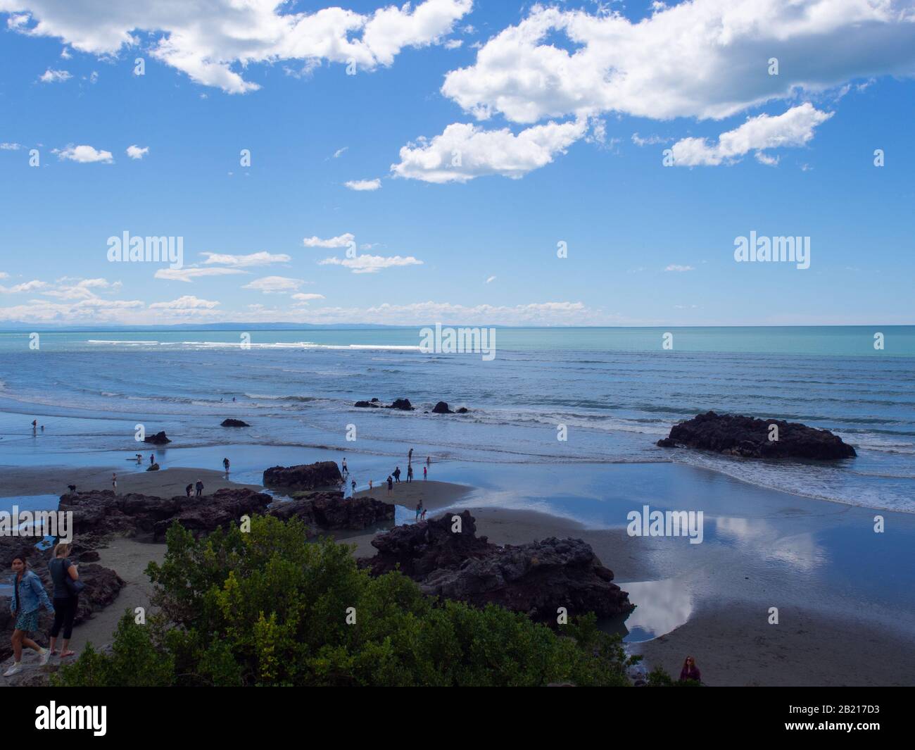 Sumner beach christchurch hi-res stock photography and images - Alamy