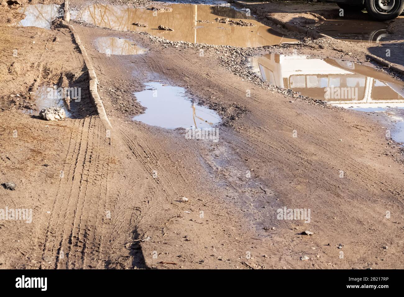 Sandy brown rain hi-res stock photography and images - Alamy