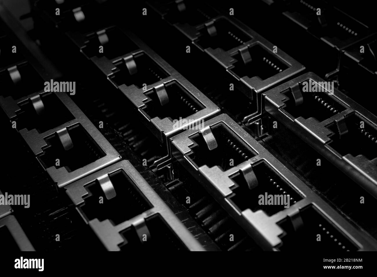 Through hole connector hi-res stock photography and images - Alamy