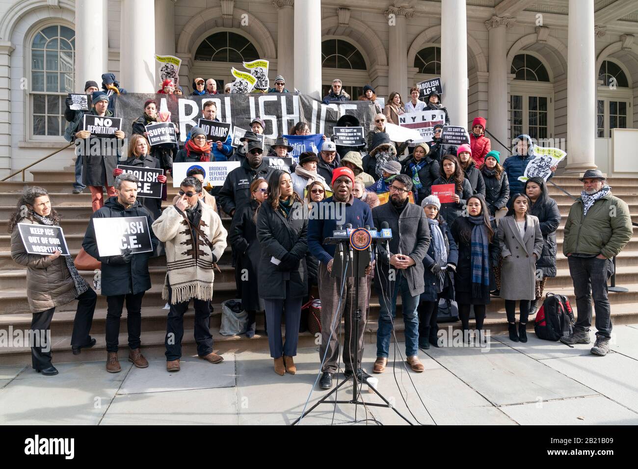 New york city hall hearing city hall hi-res stock photography and images - Alamy