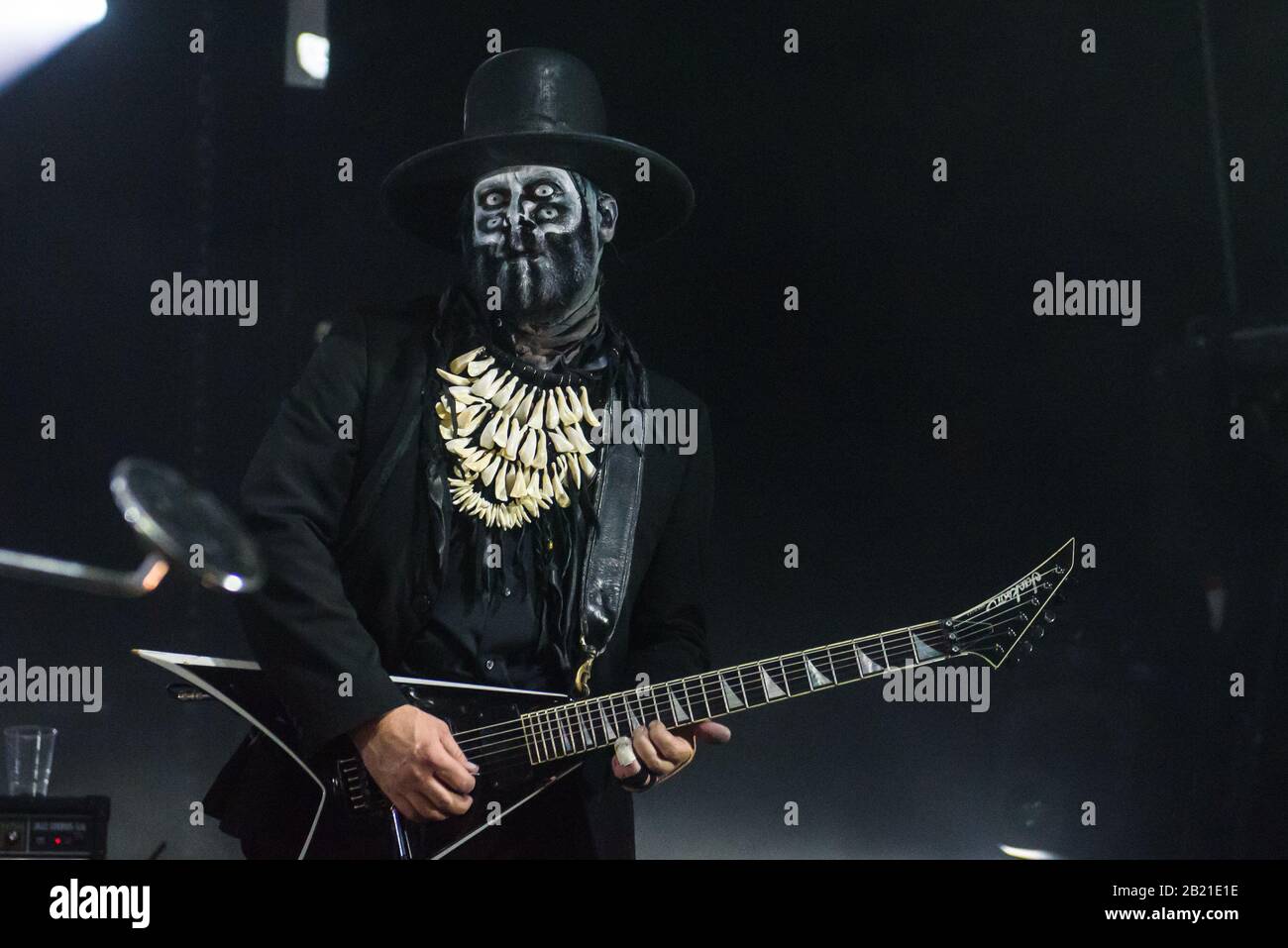 LIMP BIZKIT's Wes Borland Shows Off New Look, Played Show, 56% OFF