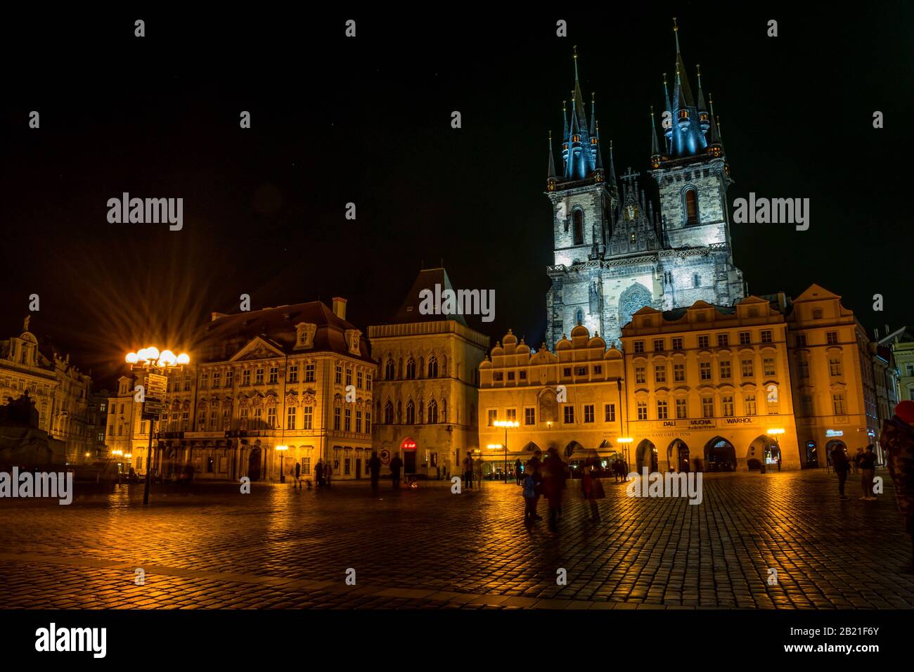 Historic square illumination hi-res stock photography and images - Alamy