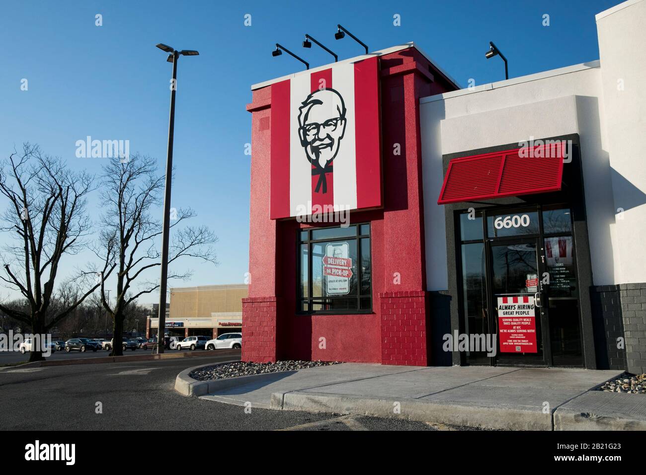 Kfc kentucky fried chicken logo hi-res stock photography and images - Alamy