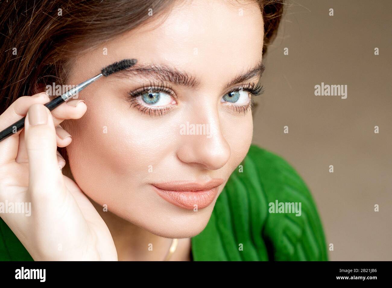 Combs eyebrows hi-res stock photography and images - Alamy