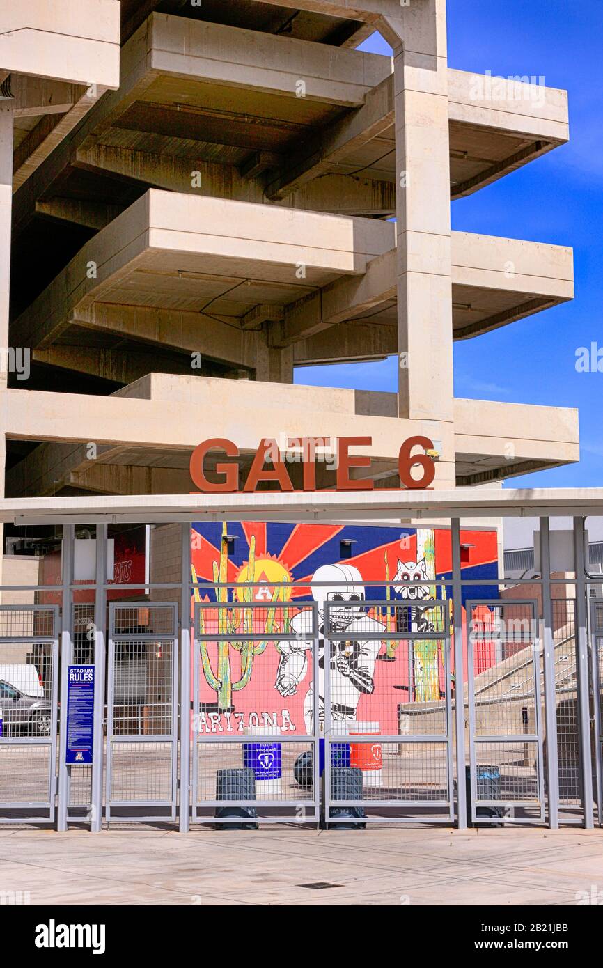 American college football stadium gate hi-res stock photography and ...