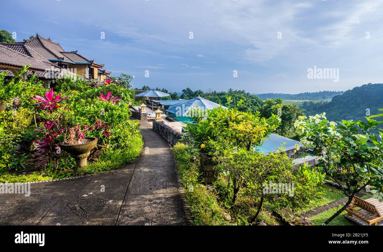 Mount lodge hi-res stock photography and images - Alamy