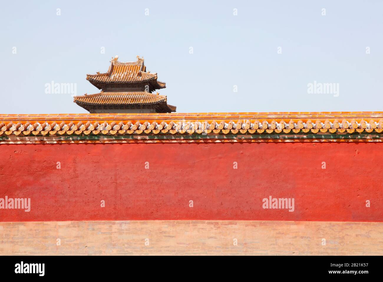 The ancient Chinese palace walls Stock Photo - Alamy