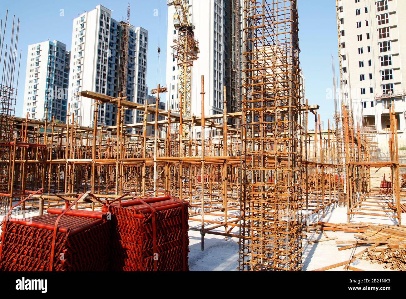 Steel grid on the construction site Stock Photo - Alamy