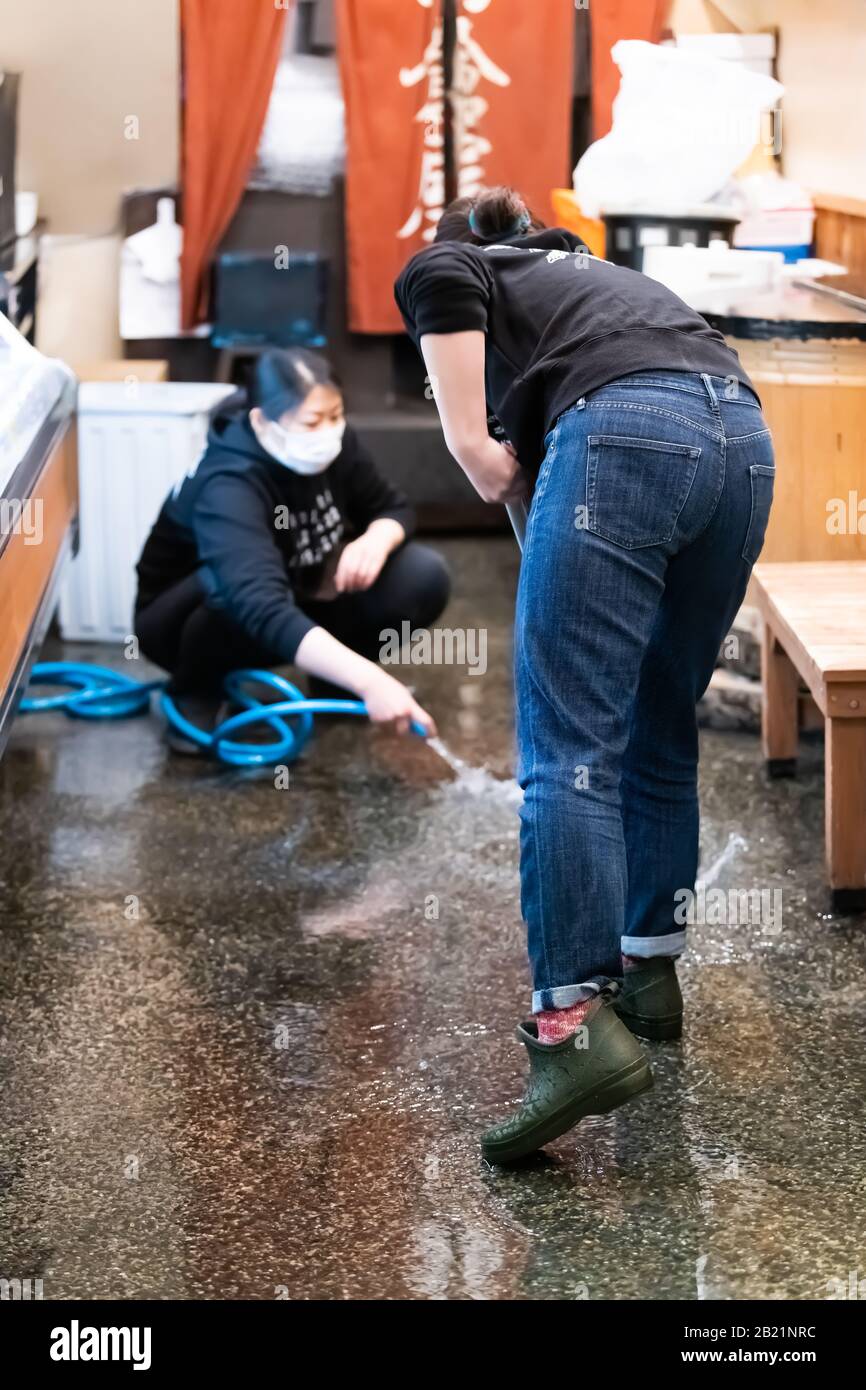 Sweeping mopping floor kitchen hi-res stock photography and images - Alamy