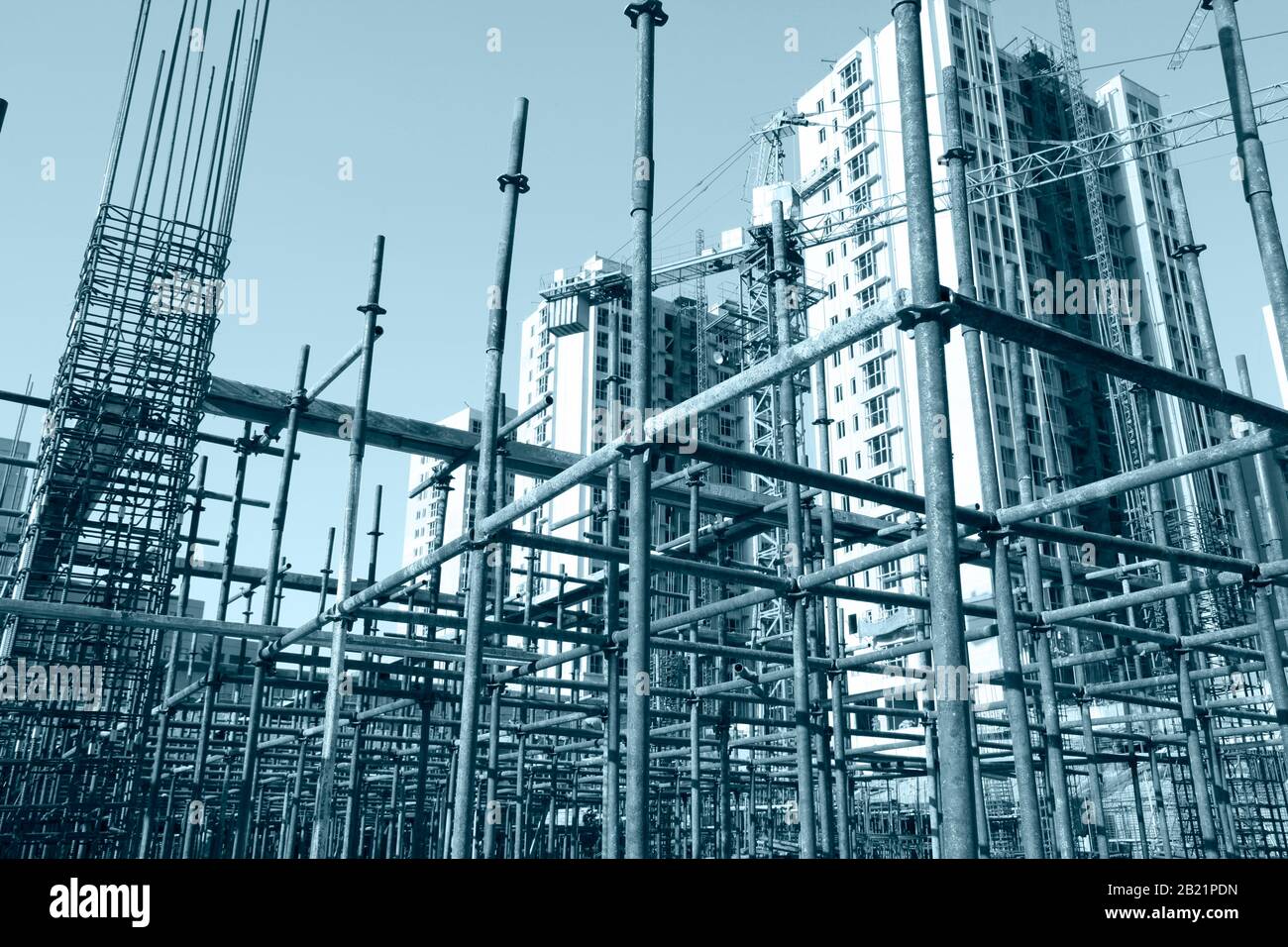 Steel grid on the construction site Stock Photo - Alamy