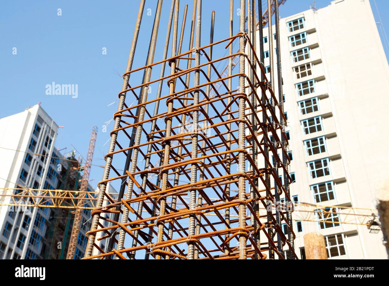 Steel grid on the construction site Stock Photo - Alamy