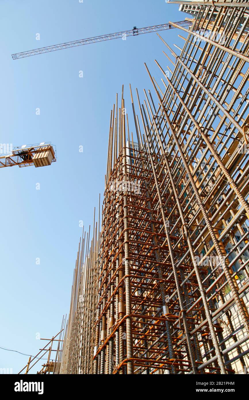 Steel grid on the construction site Stock Photo - Alamy
