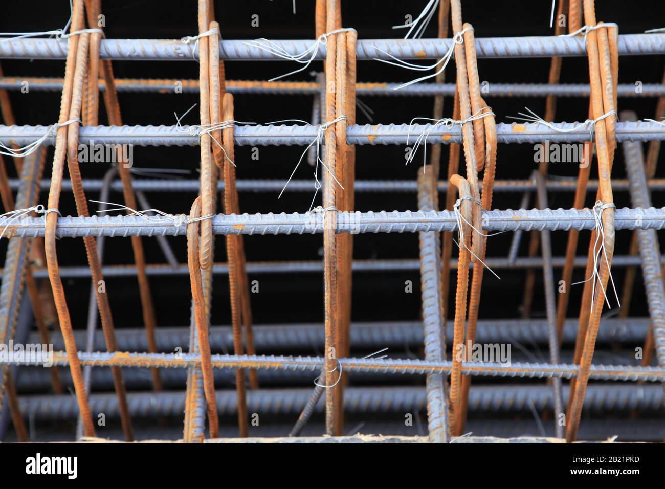 Steel grid on the construction site Stock Photo - Alamy