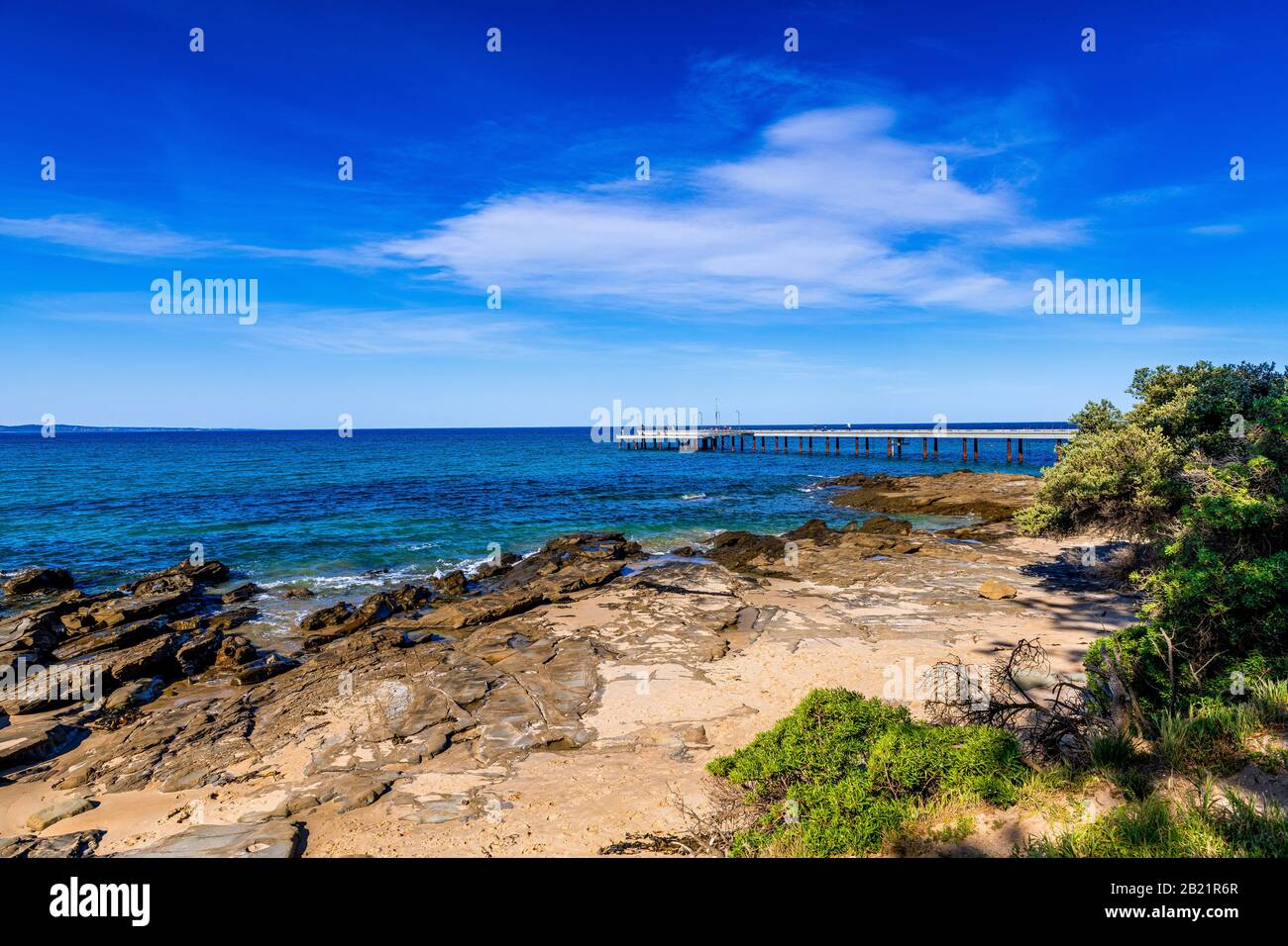 The Lorne foreshore and its long wooden pier. Great Ocean Road ...