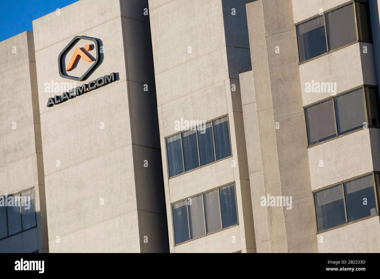 Alarm logo hi-res stock photography and images - Alamy
