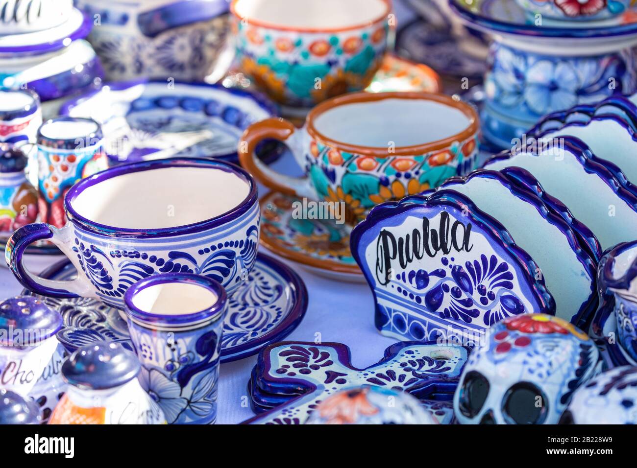 Mexican pottery hi-res stock photography and images - Alamy