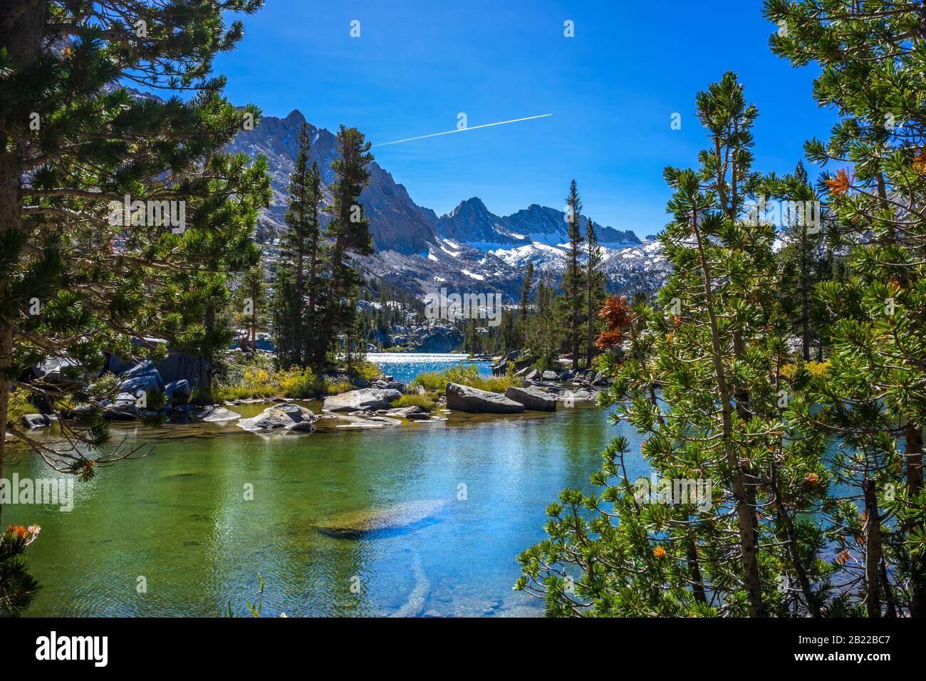 bishop california blue lake Stock Photo - Alamy