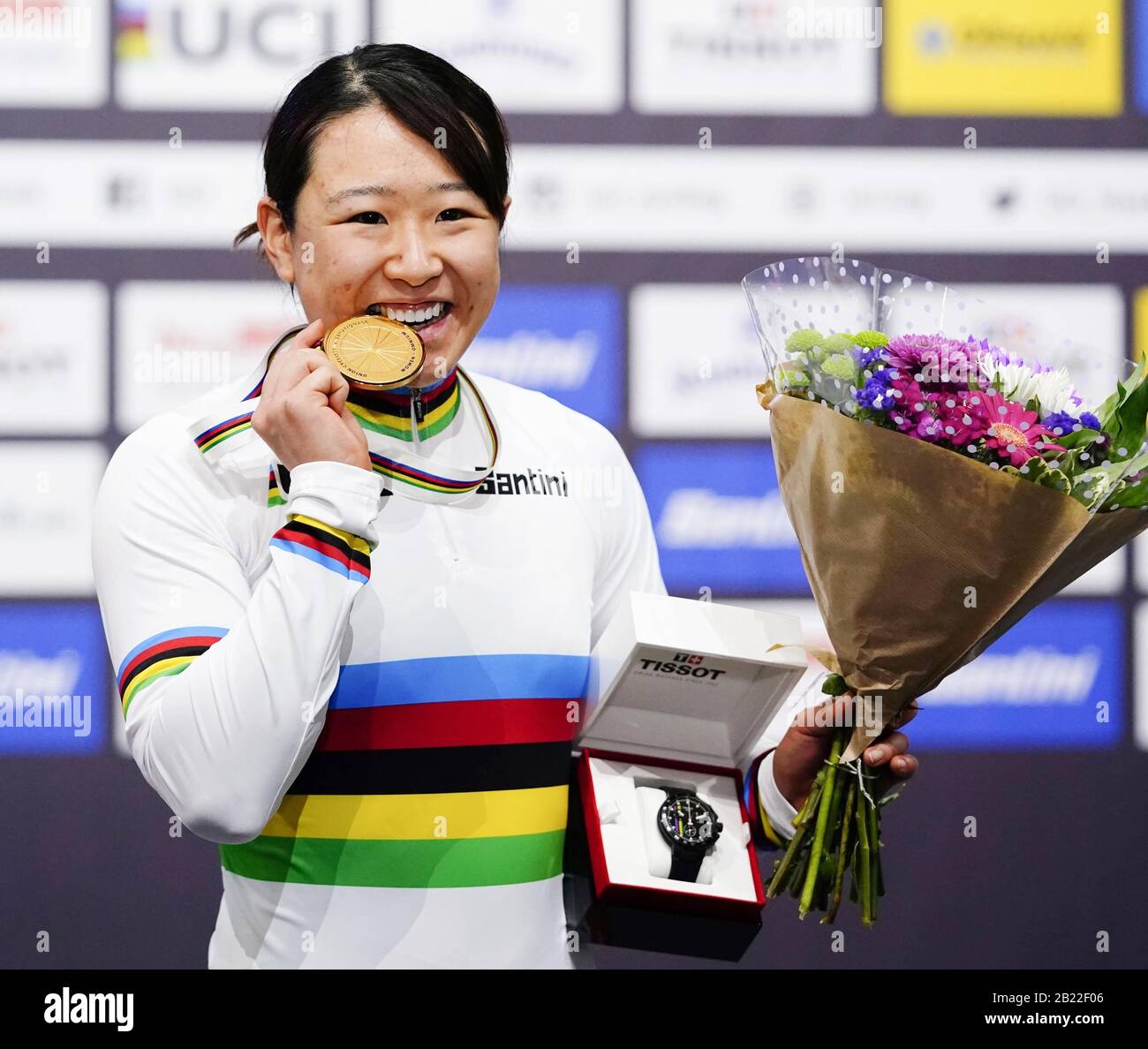 Berlin, Germany. 28th Feb, 2020. Yumi Kajihara smiles with her gold ...