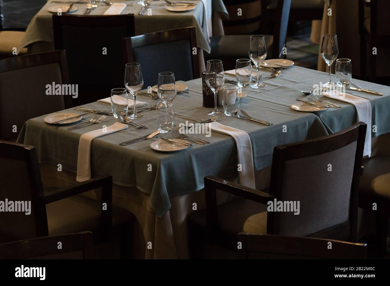 Dining table from above hi-res stock photography and images - Alamy